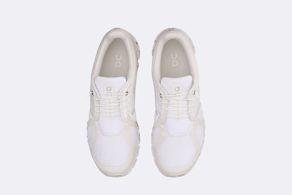 On Running Cloud 6 White/White | Consuela Store